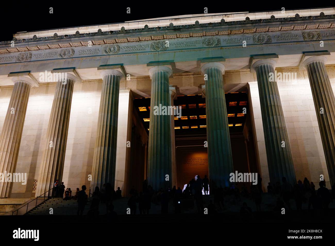 The Lincoln Memorial is a U.S. national memorial built to honor the ...