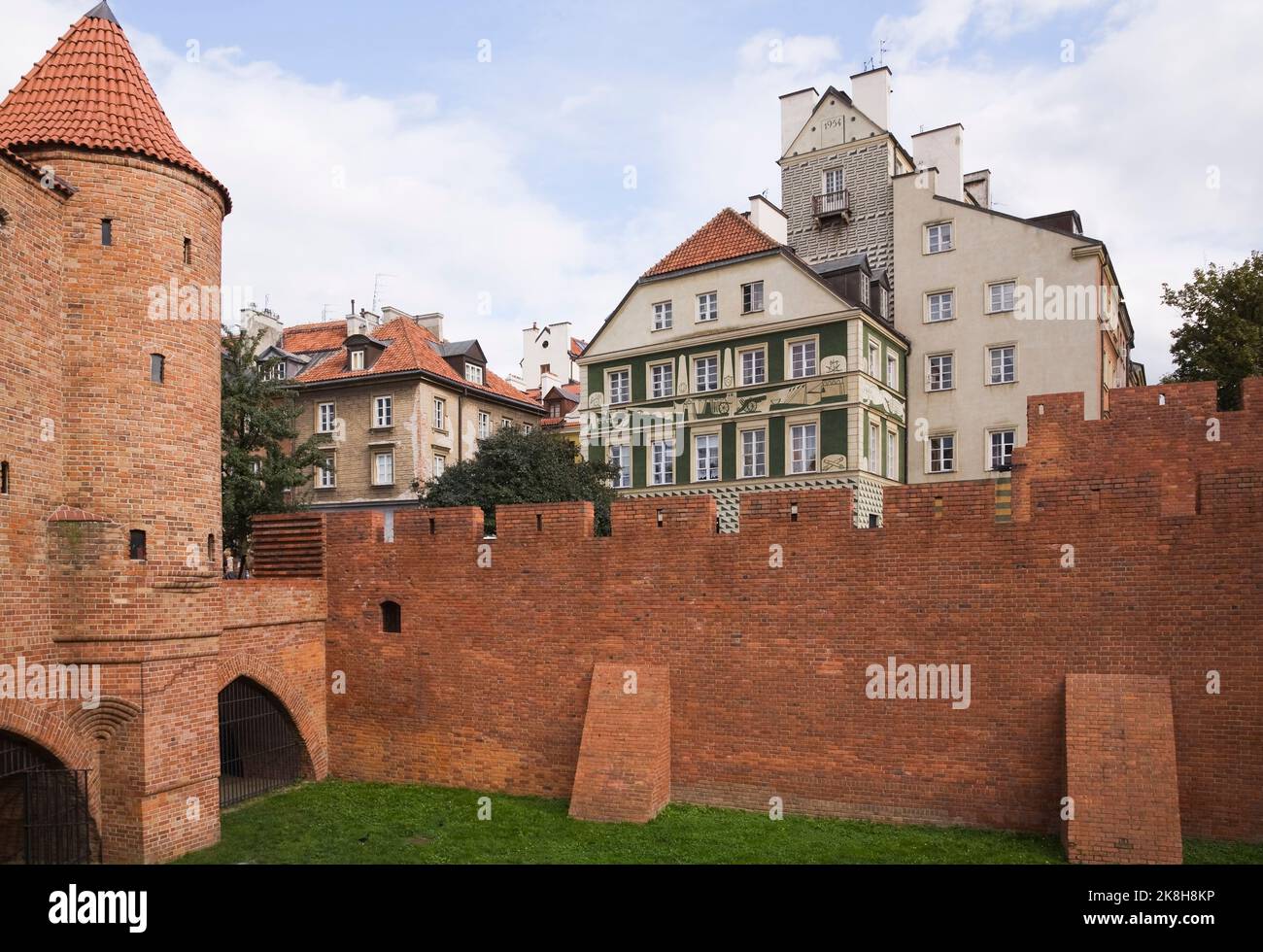 Fortification wall in the Old Town of Warsaw, Poland Stock Photo - Alamy