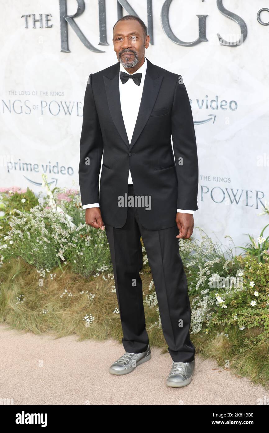 Lenny Henry attends World premiere of "The Lord Of The Rings: The Rings ...