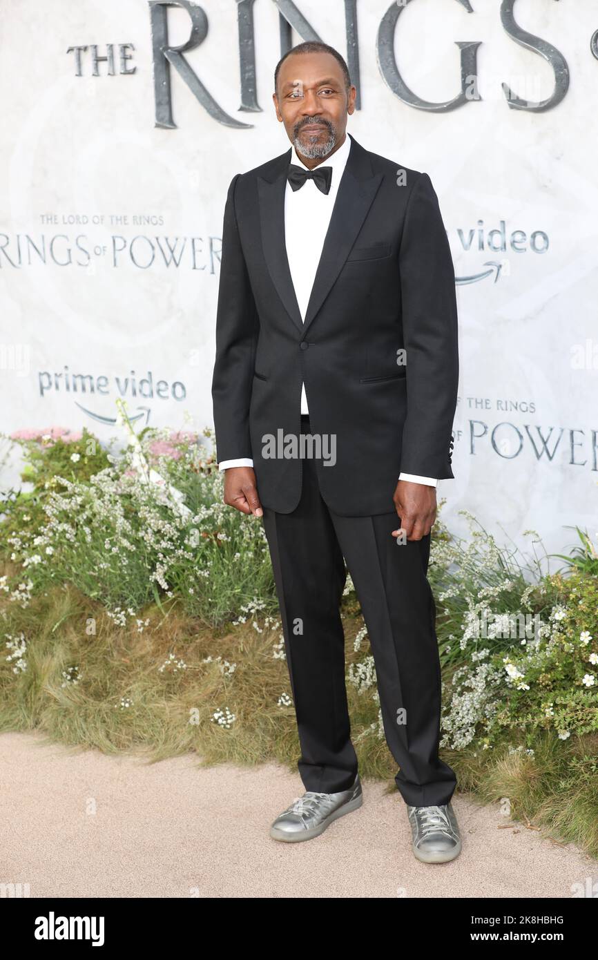 Lenny Henry attends World premiere of "The Lord Of The Rings: The Rings ...