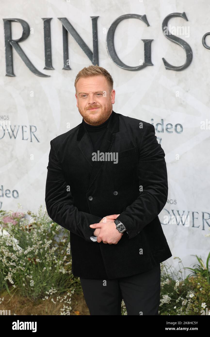 Owain Arthur attends the World premiere of "The Lord Of The Rings: The ...