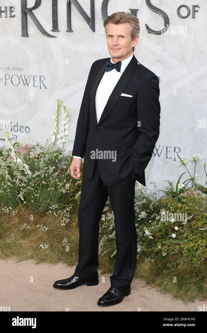Charles Edwards attends the World premiere of "The Lord Of The Rings ...
