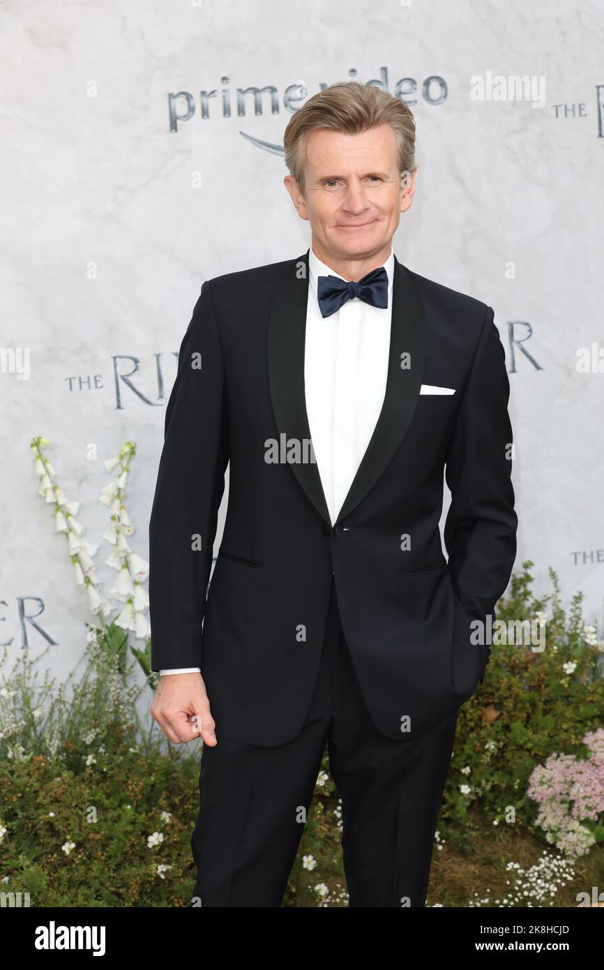 Charles Edwards attends the World premiere of "The Lord Of The Rings ...