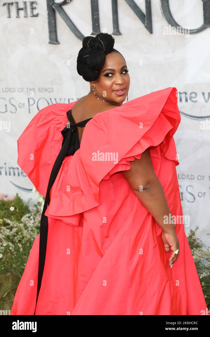 Sophia Nomvete attends the World premiere of "The Lord Of The Rings ...