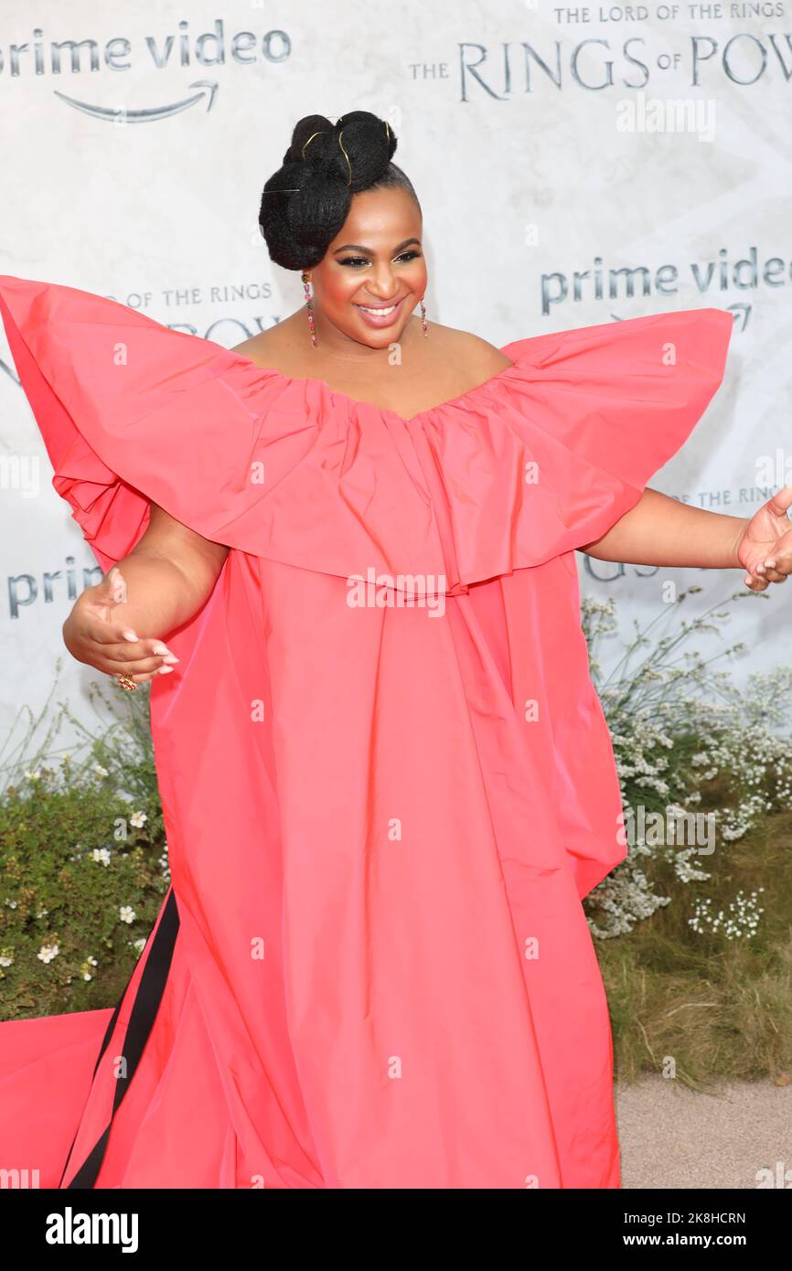 Sophia Nomvete attends the World premiere of "The Lord Of The Rings ...