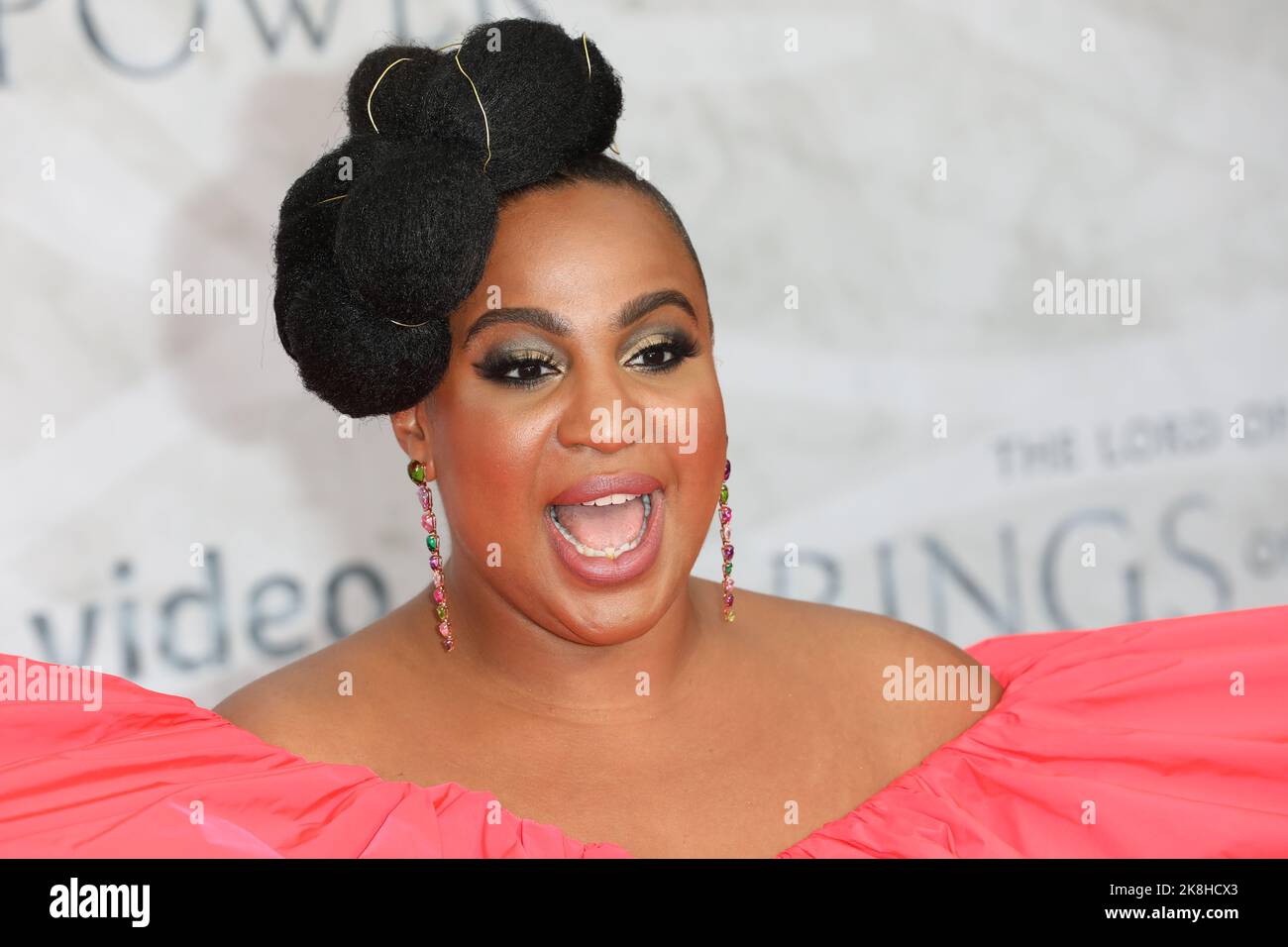 Sophia Nomvete attends the World premiere of "The Lord Of The Rings ...