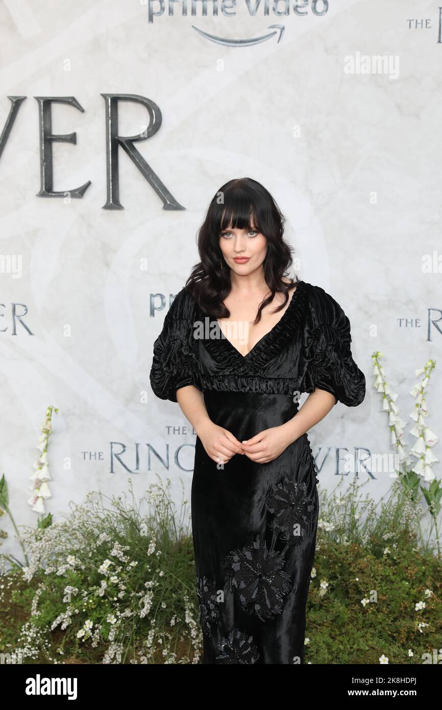 Markella Kavenagh attends the World premiere of "The Lord Of The Rings ...