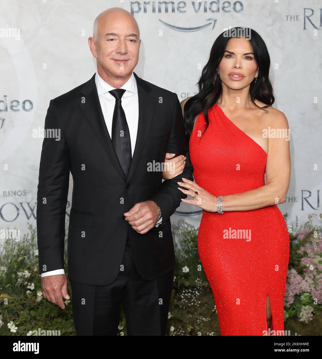 Jeff Bezos and Lauren Sanchez attend the World premiere of "The Lord Of ...