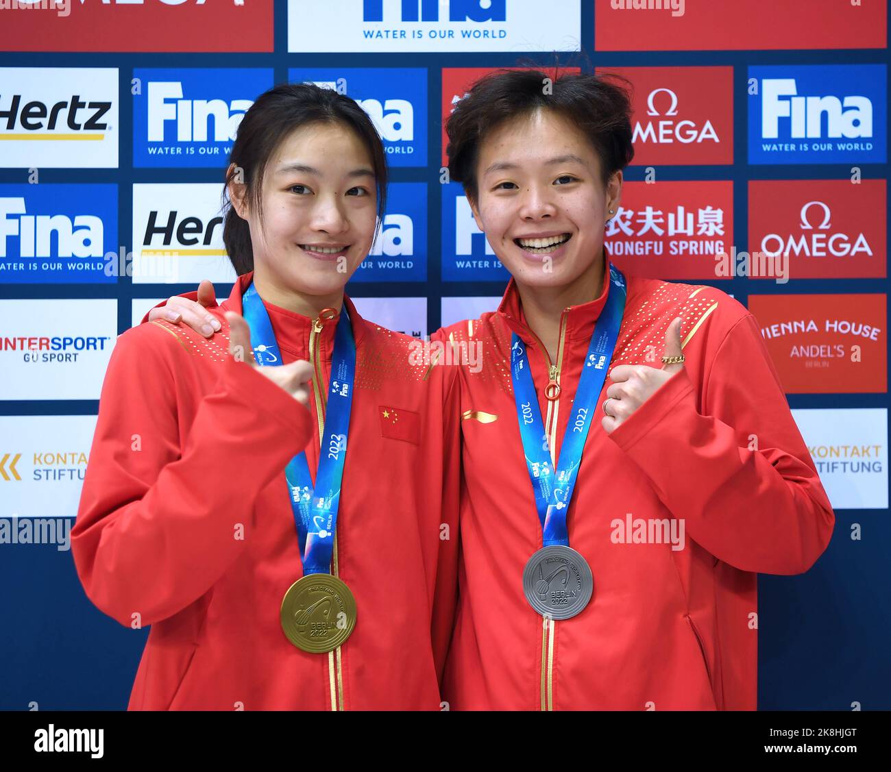 Berlin, Germany. 23rd Oct, 2022. Gold medalist Chang Yani (L) and ...