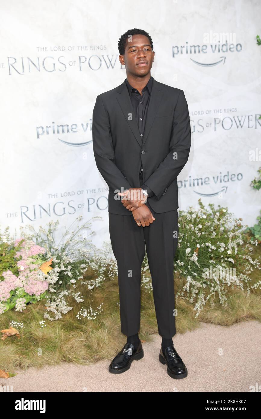 Damson Idris attends the World premiere of "The Lord Of The Rings: The ...