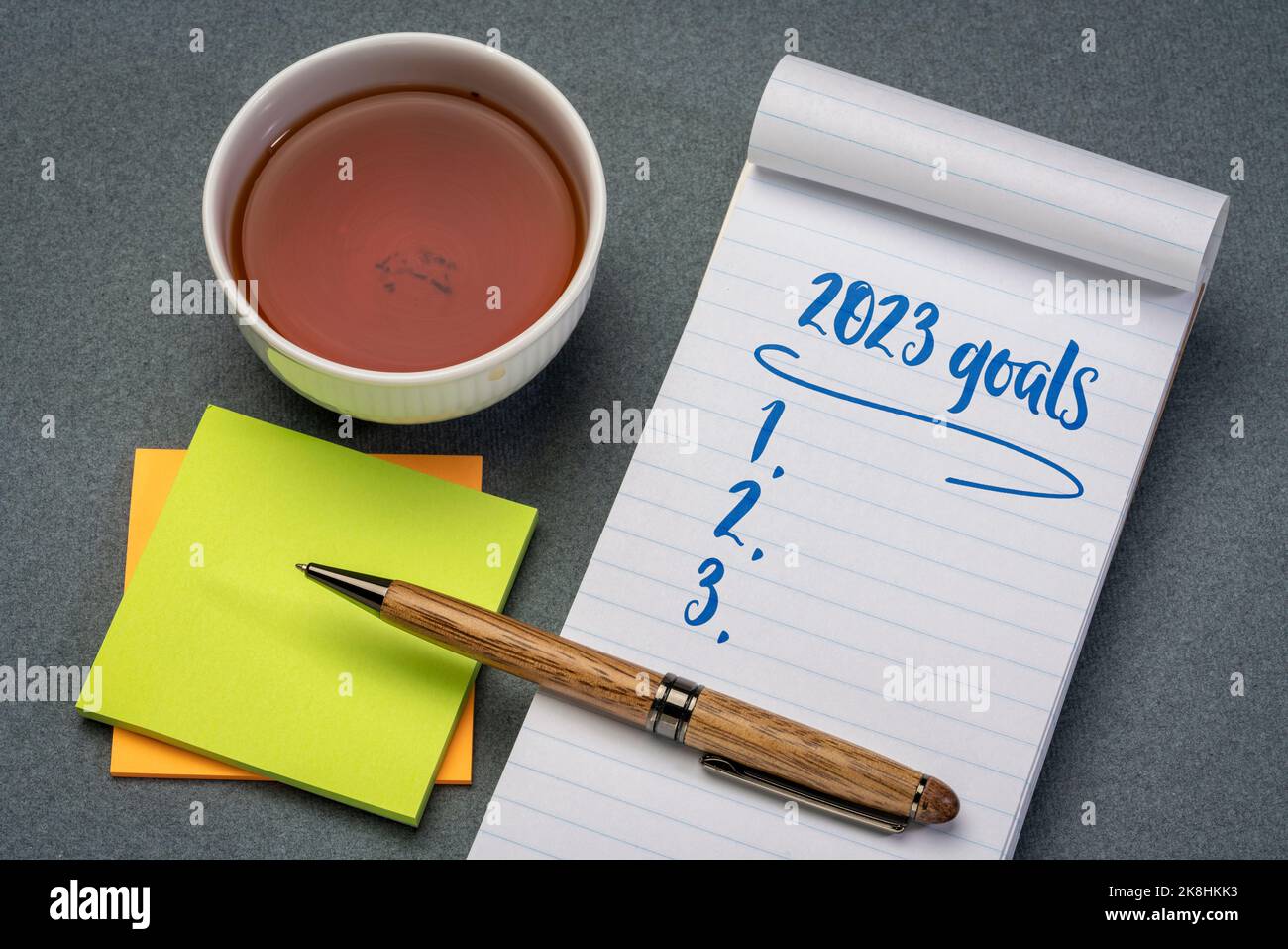 Goal setting 2023 hi-res stock photography and images - Alamy