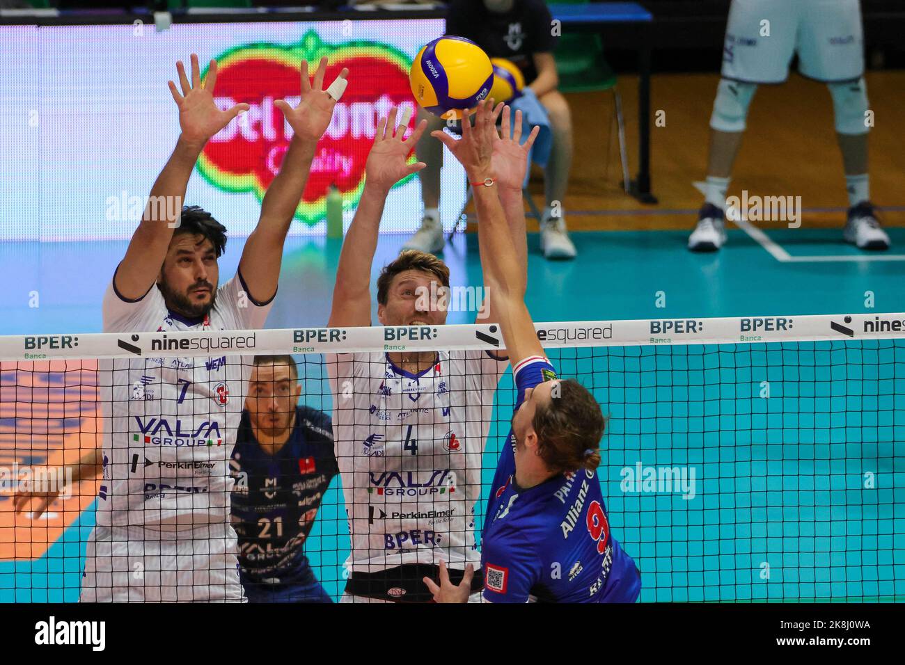 Jean patry allianz milano hi-res stock photography and images - Alamy