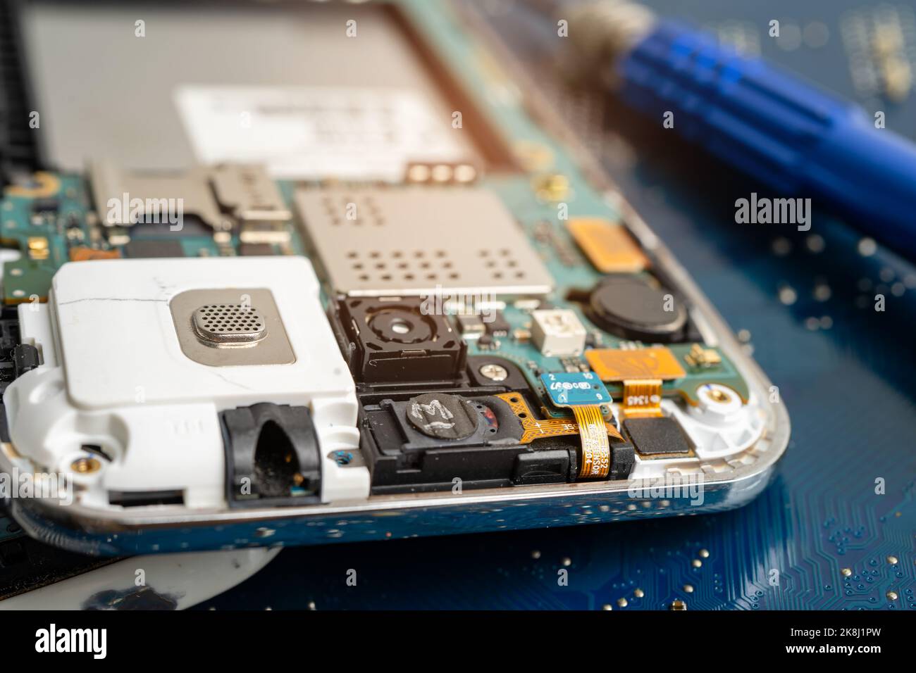 Repairing and upgrade mobile phone, electronic, computer hardware and ...