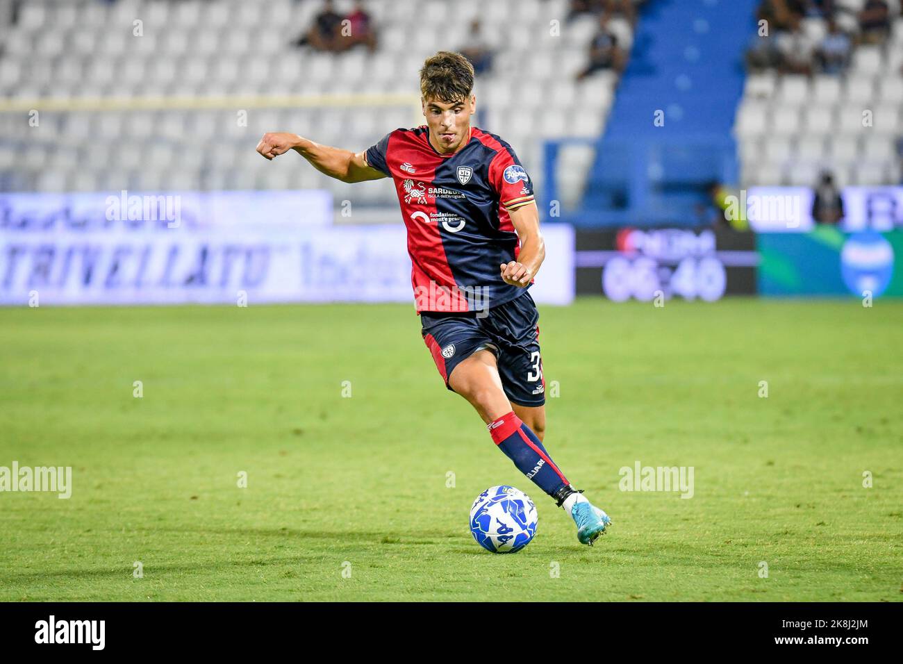Cagliari calcio portraits archive hi-res stock photography and images ...