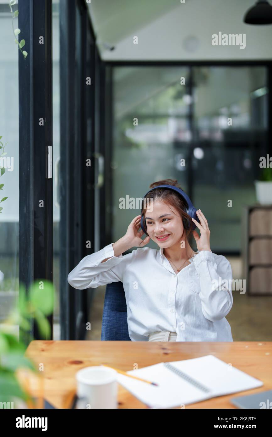 Video conference notebook desk adult hi-res stock photography and ...