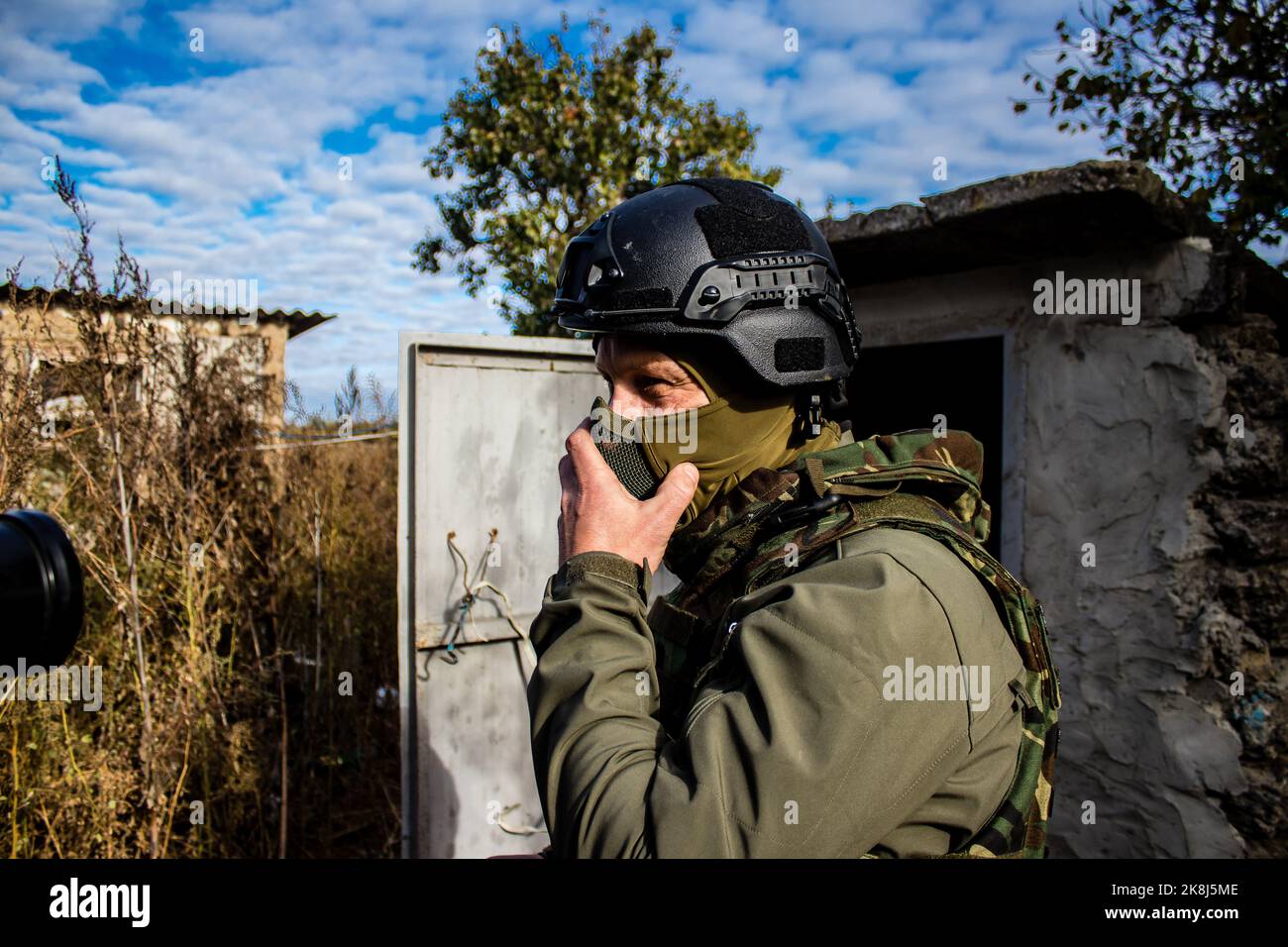Soldiers have a resting time and enjoy before the attack, Ukrainian ...