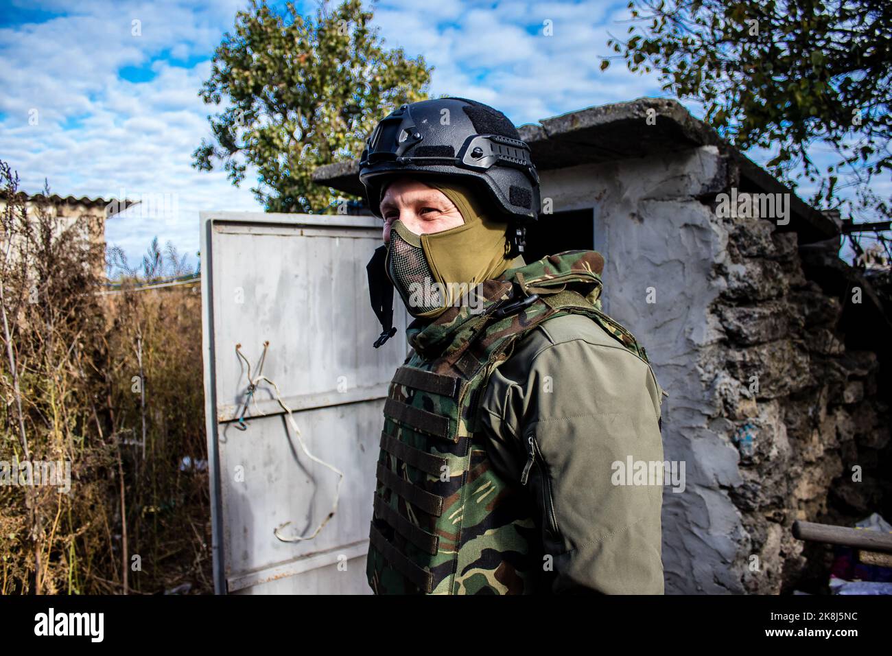 Soldiers have a resting time and enjoy before the attack, Ukrainian ...