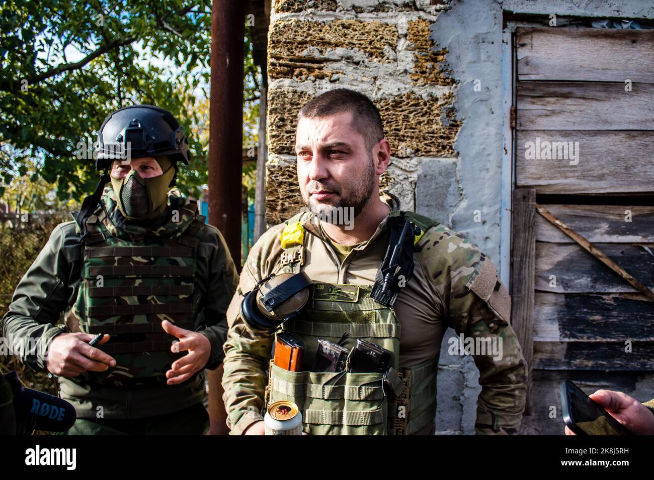 Soldiers have a resting time and enjoy before the attack, Ukrainian ...