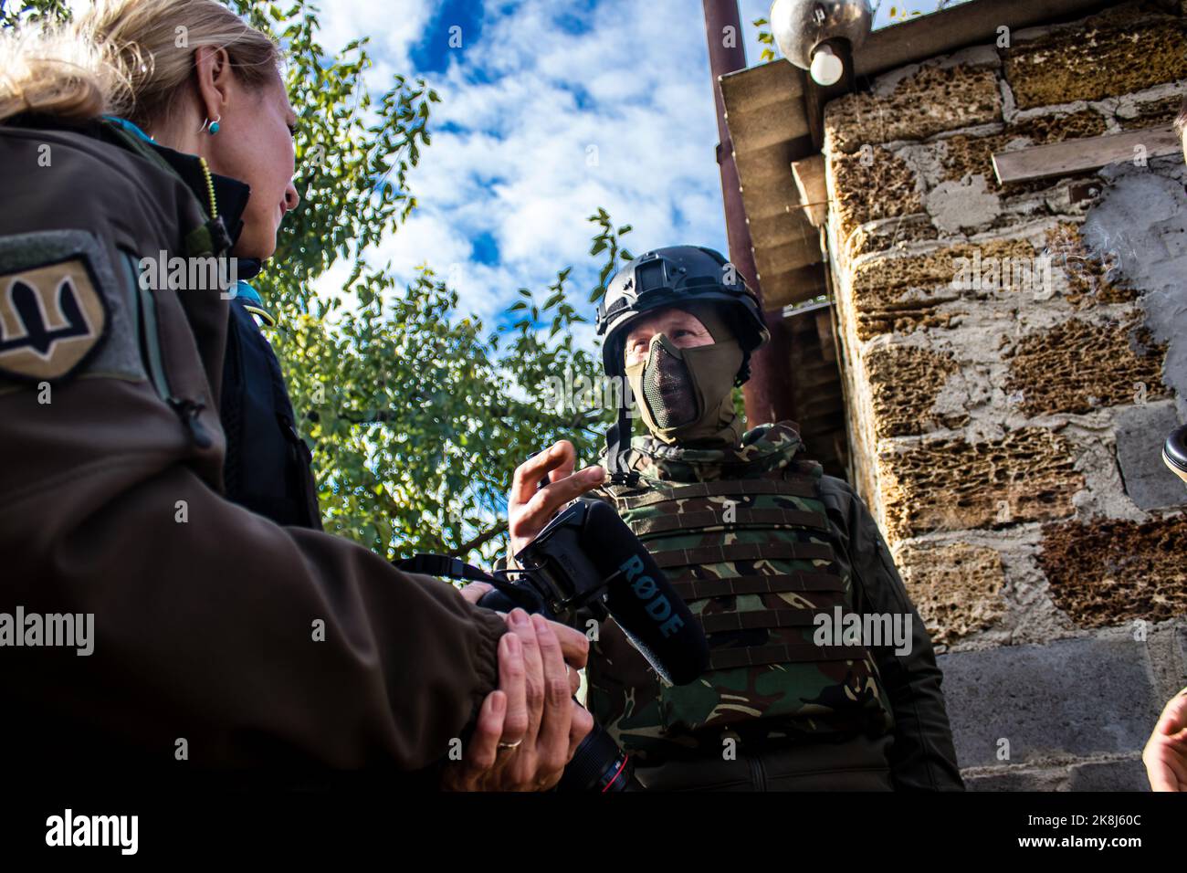 Soldiers have a resting time and enjoy before the attack, Ukrainian ...