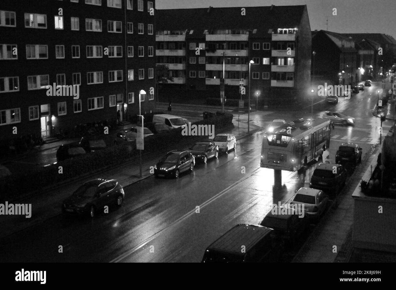 Kastrup/Copenhagen/Denmark/24 October 2022/Morning street lights and ...