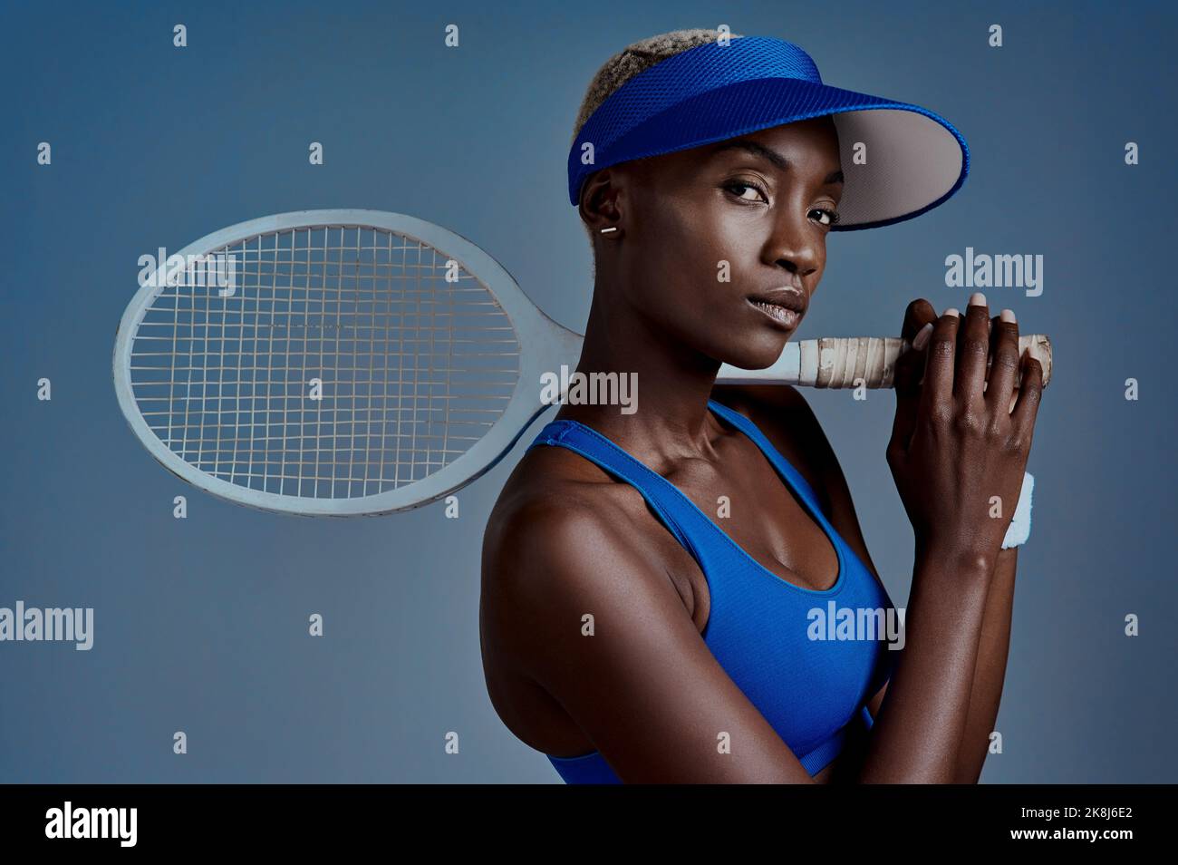 Tennis pose hi-res stock photography and images - Alamy