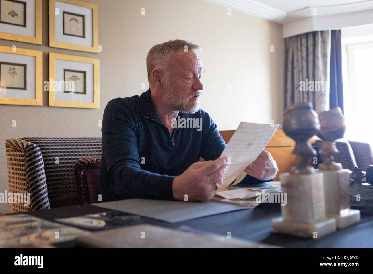 Irish actor richard harris hi-res stock photography and images - Alamy