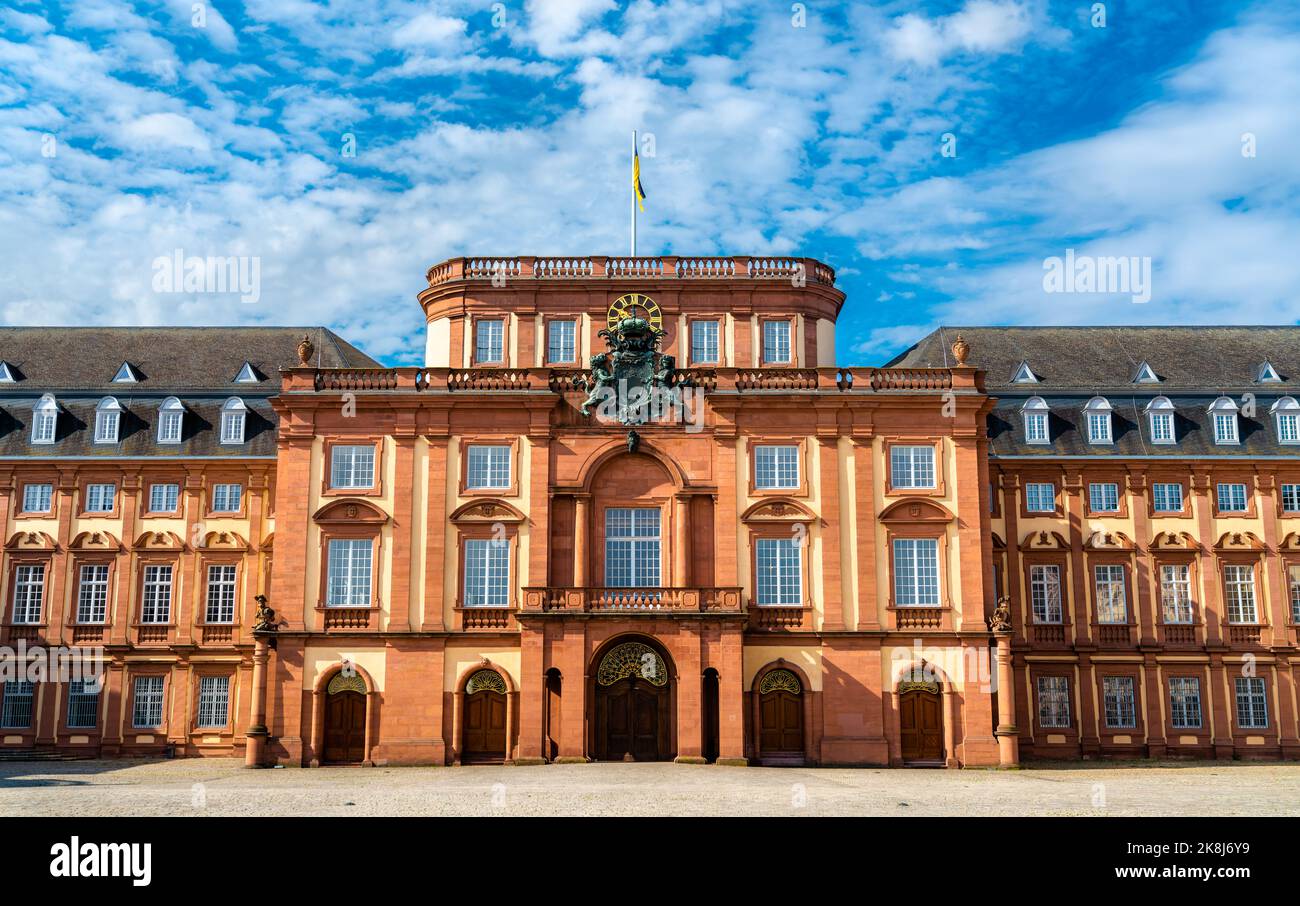Baroque Palace in Mannheim - Baden-Wuerttemberg State of Germany Stock Photo - Alamy