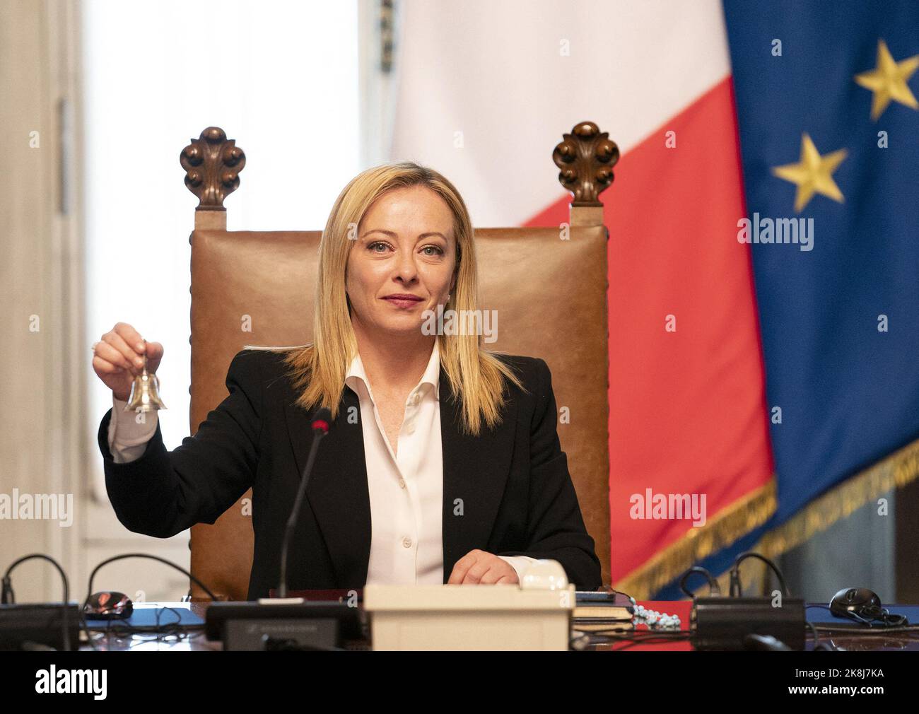 New Italian Prime Minister Giorgia Meloni rings the cabinet minister ...