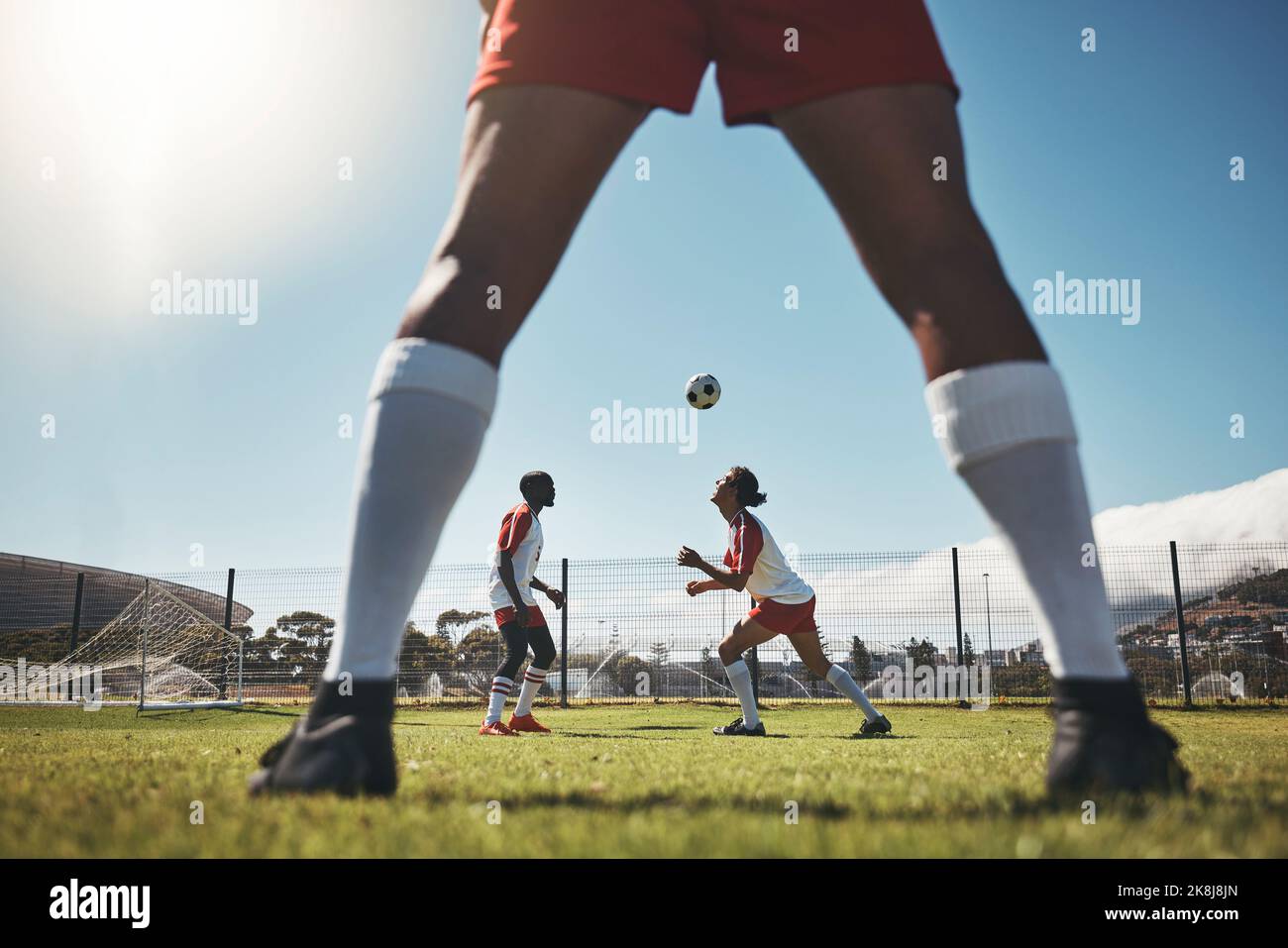 Professional football player header ball hi-res stock photography and ...
