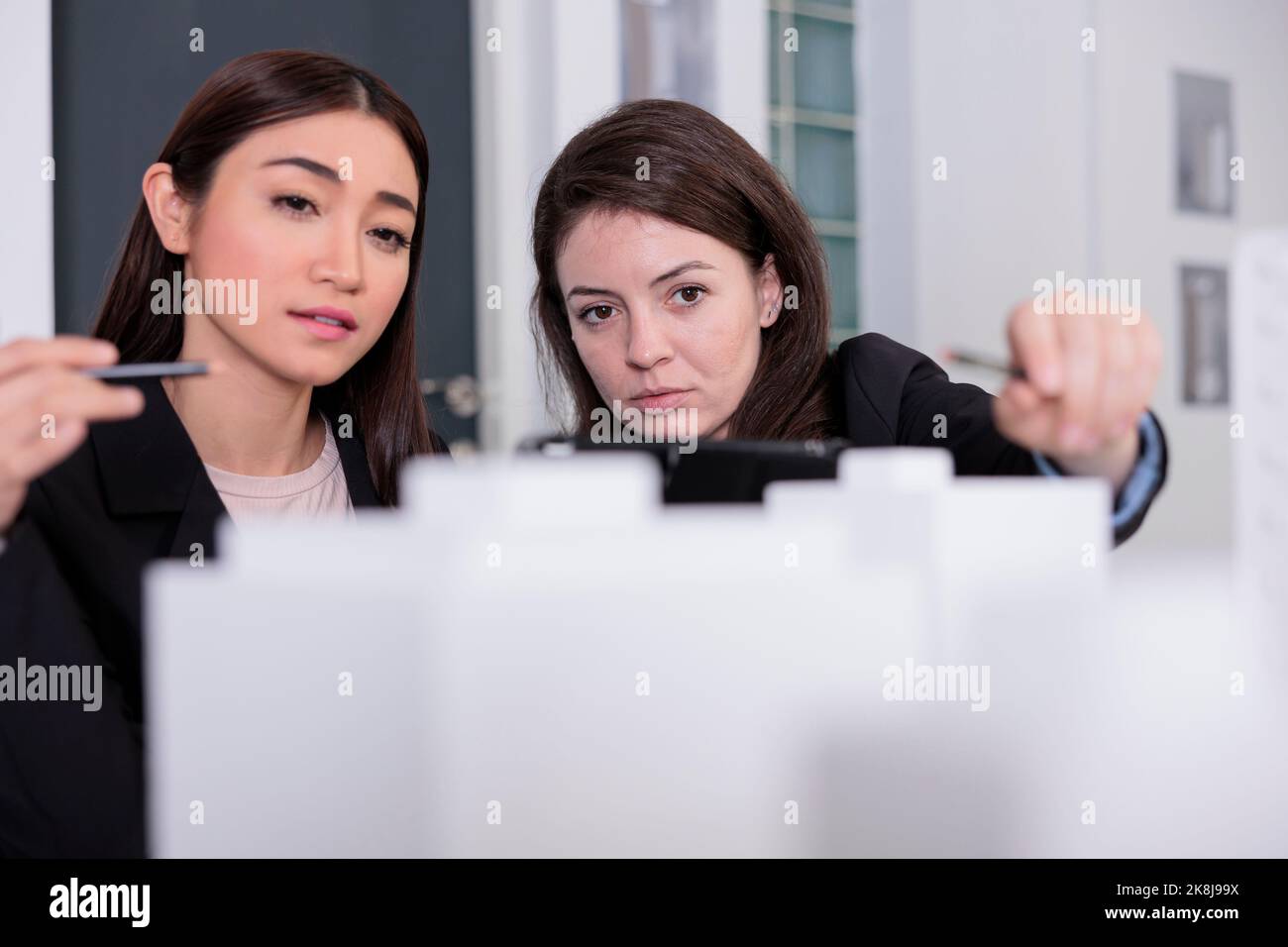 3d printed office building hi-res stock photography and images - Alamy