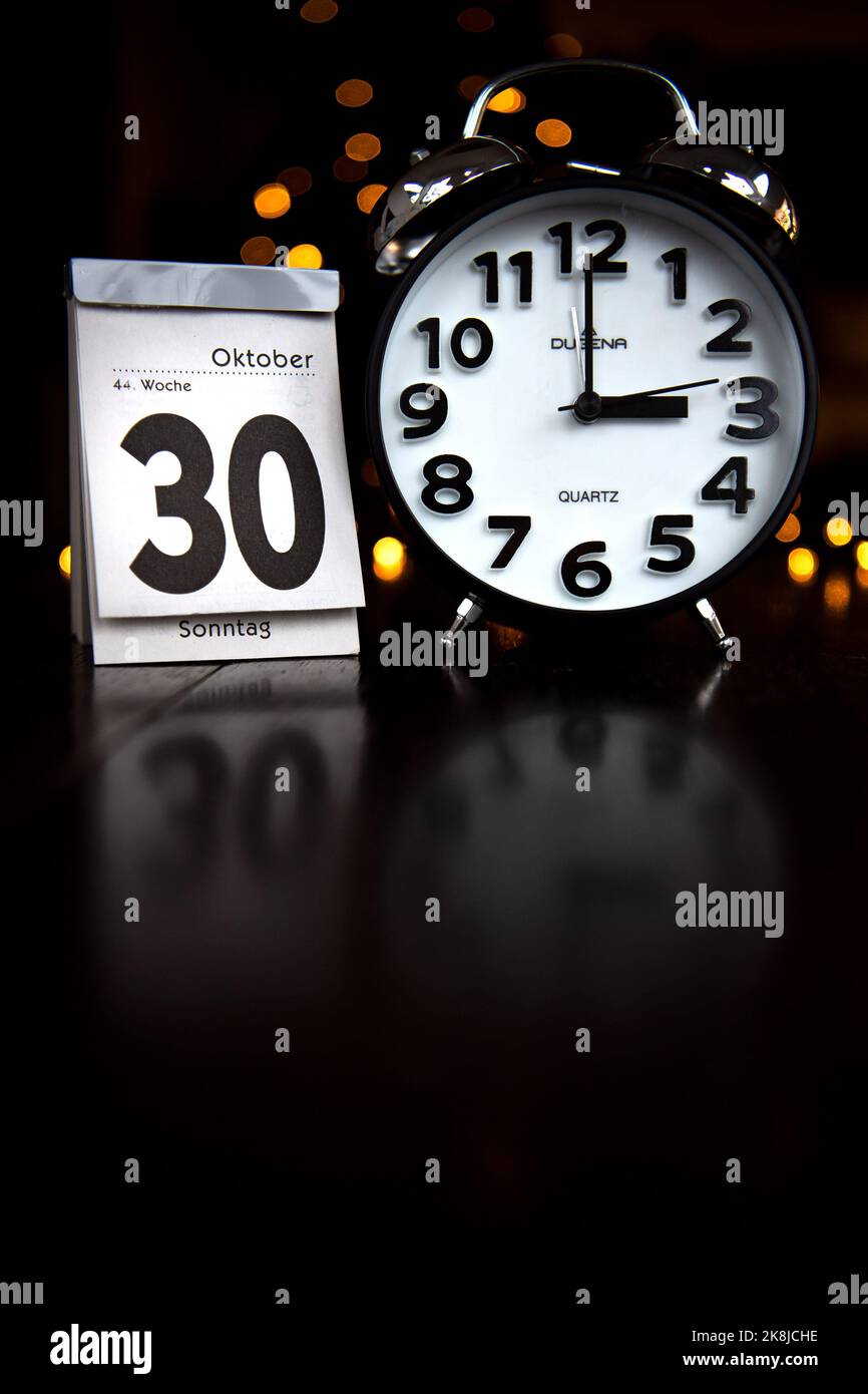 3 30 clock hi-res stock photography and images - Alamy