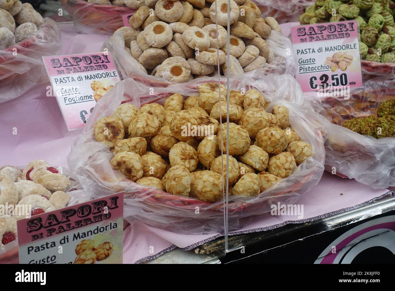 Rome, Italy - Stand selling traditional Italian cookies pastries Stock ...
