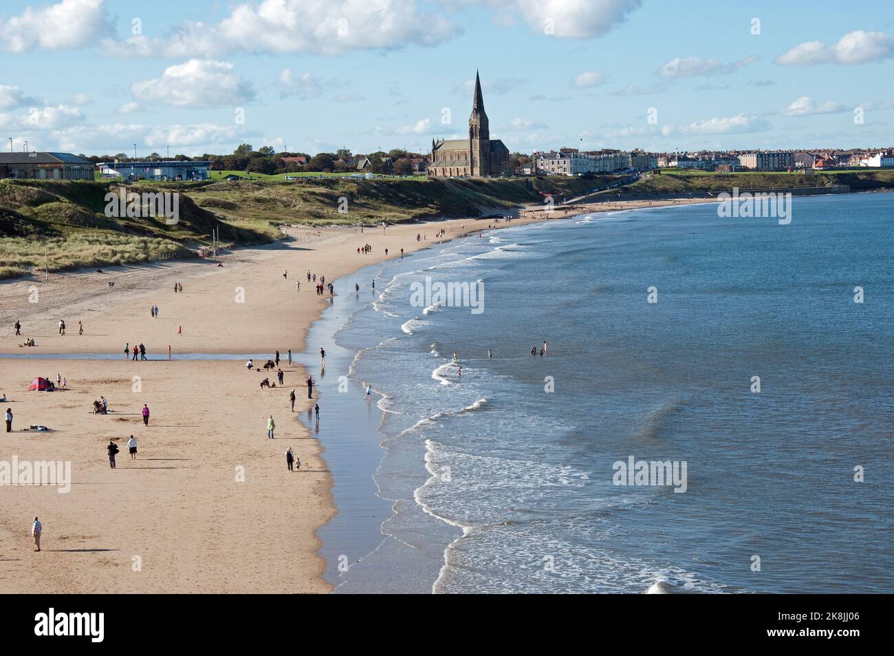Longsands beach tynemouth hi-res stock photography and images - Alamy