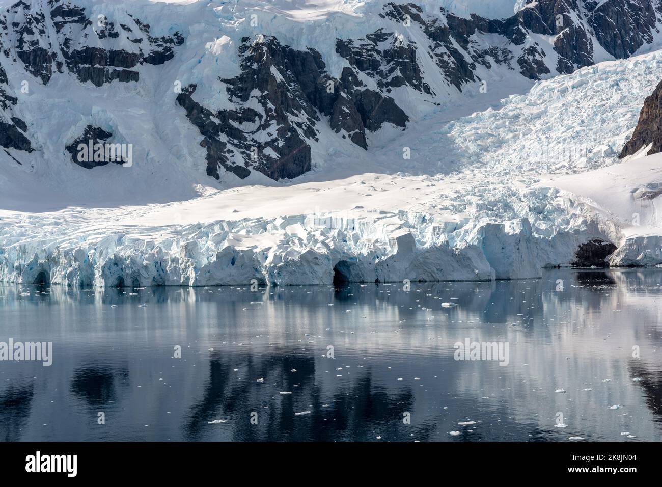 glacier in skontorp cove. paradise harbour (bay). danco coast ...