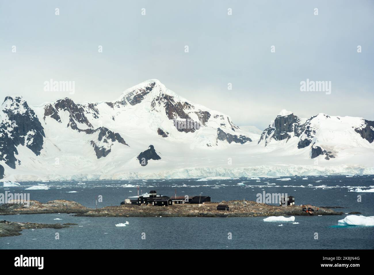 gonzález videla chile base (research station). waterboat point ...