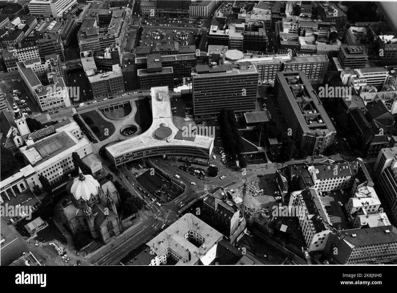 Oslo 19880719 Aerial photo of the government building and the Y-block ...