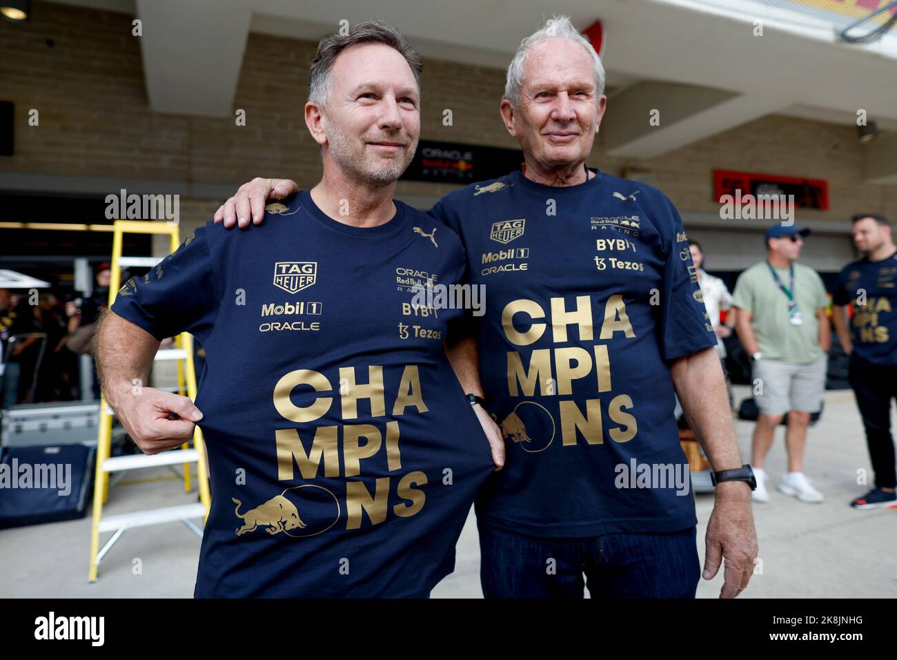 Austin, USA. 23rd Oct, 2022. Christian Horner (GBR, Oracle Red Bull Racing) and Dr. Helmut Marko ...