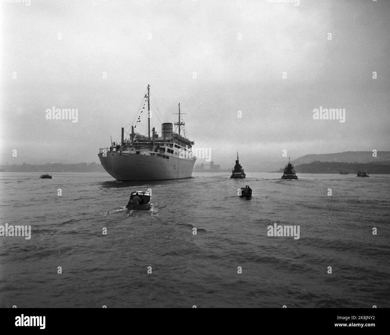 1949 the passenger boat hi-res stock photography and images - Alamy