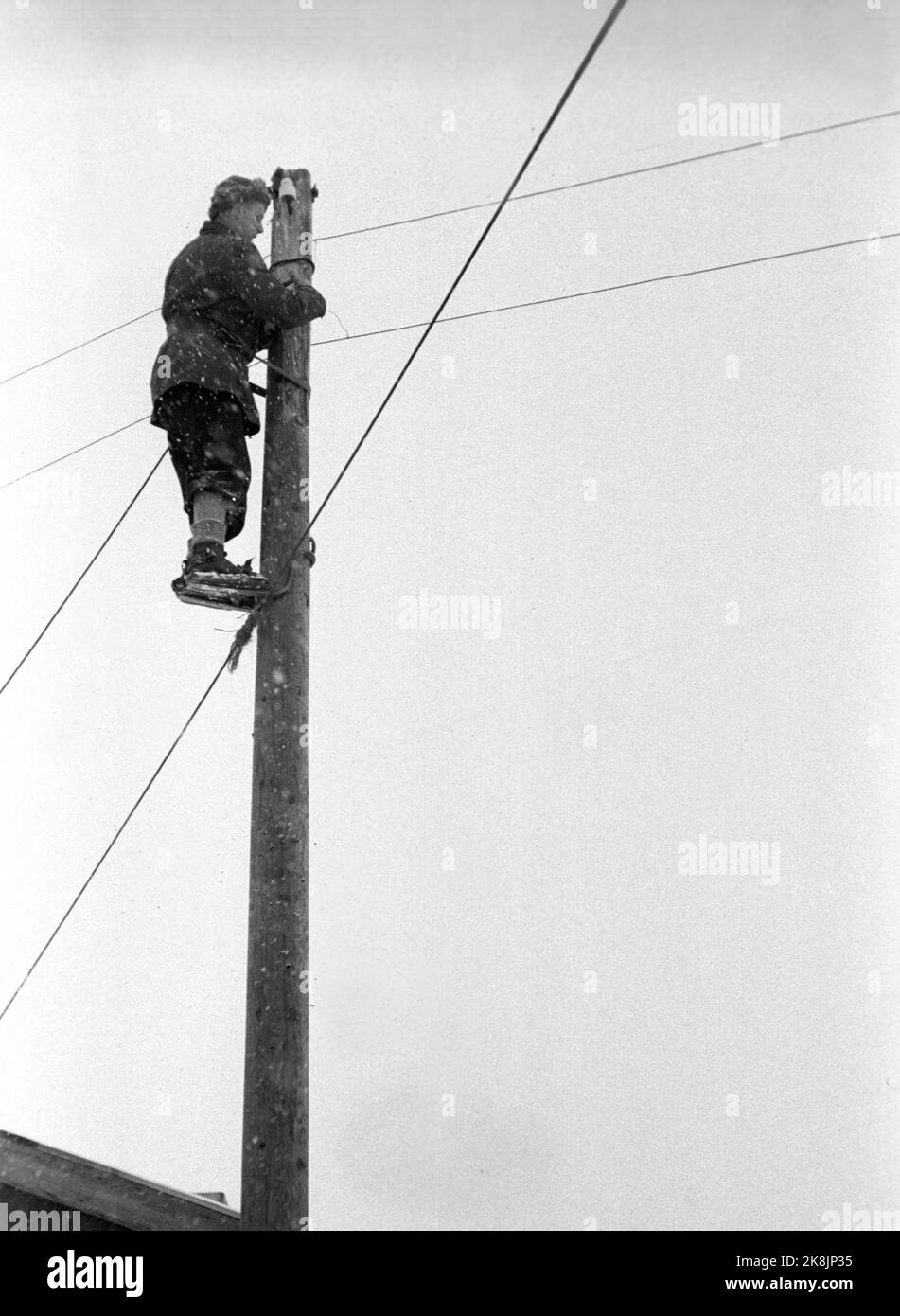 Hammerfest 19460406. The rebuilding of Hammerfest is underway after the ...