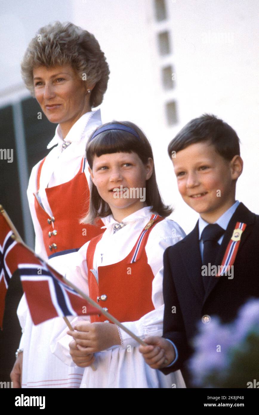 Asker Skaugum 19800517. May 17 celebration at Skaugum. Crown Princess ...