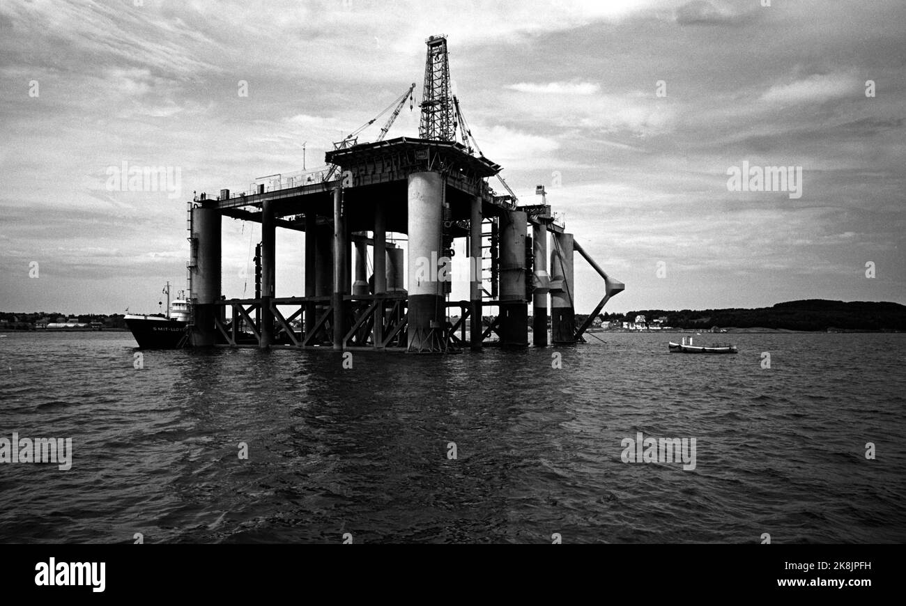 Stavanger July 1966 Essos drilling platform for exploration drilling in ...