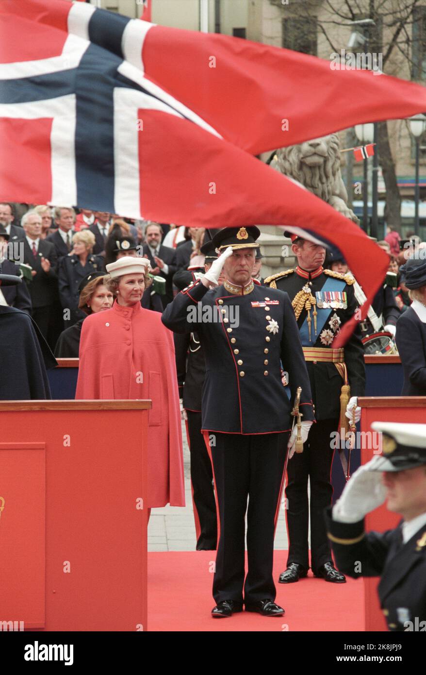 Ntb ntb memorial memorial markings full figure war veterans hi-res stock photography and images ...