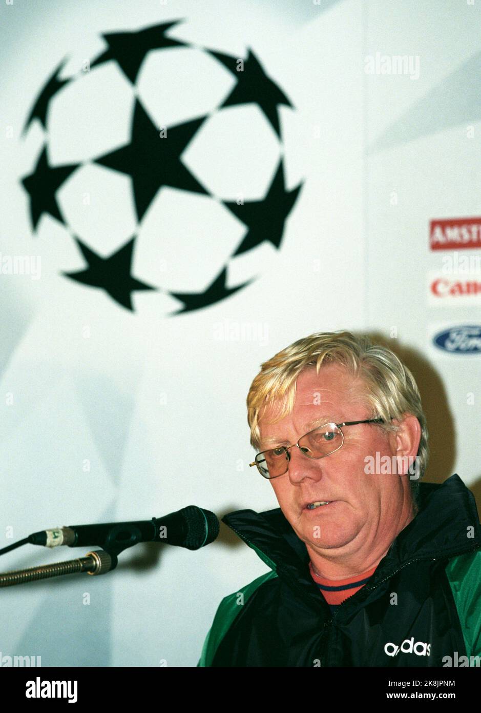 Trondheim 19971027 Rosenborg coach Nils Arne Eggen at the press ...
