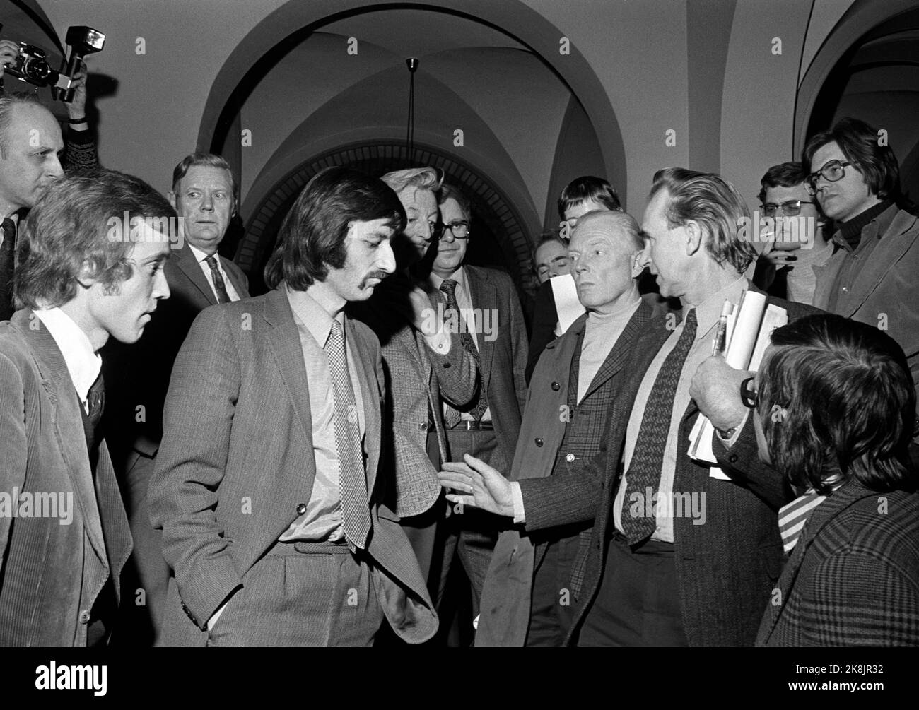 Oslo 19741212. The Alcan case, the case of home purchases of half of ...