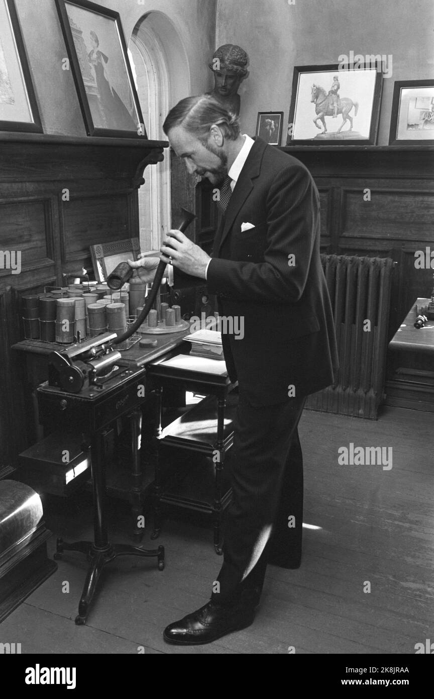 Lysaker April 8, 1967. Polhøgda, Fridtjof Nansen's home. Actor Knut ...