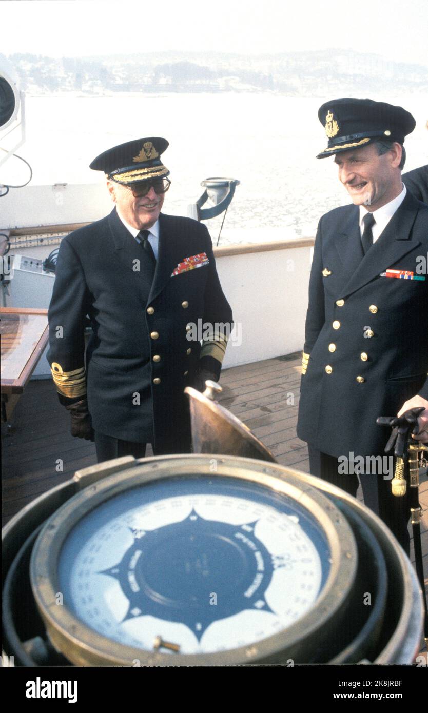 Oslo 19860320. King Olav (t.v.) aboard the newly restored royal ship ...