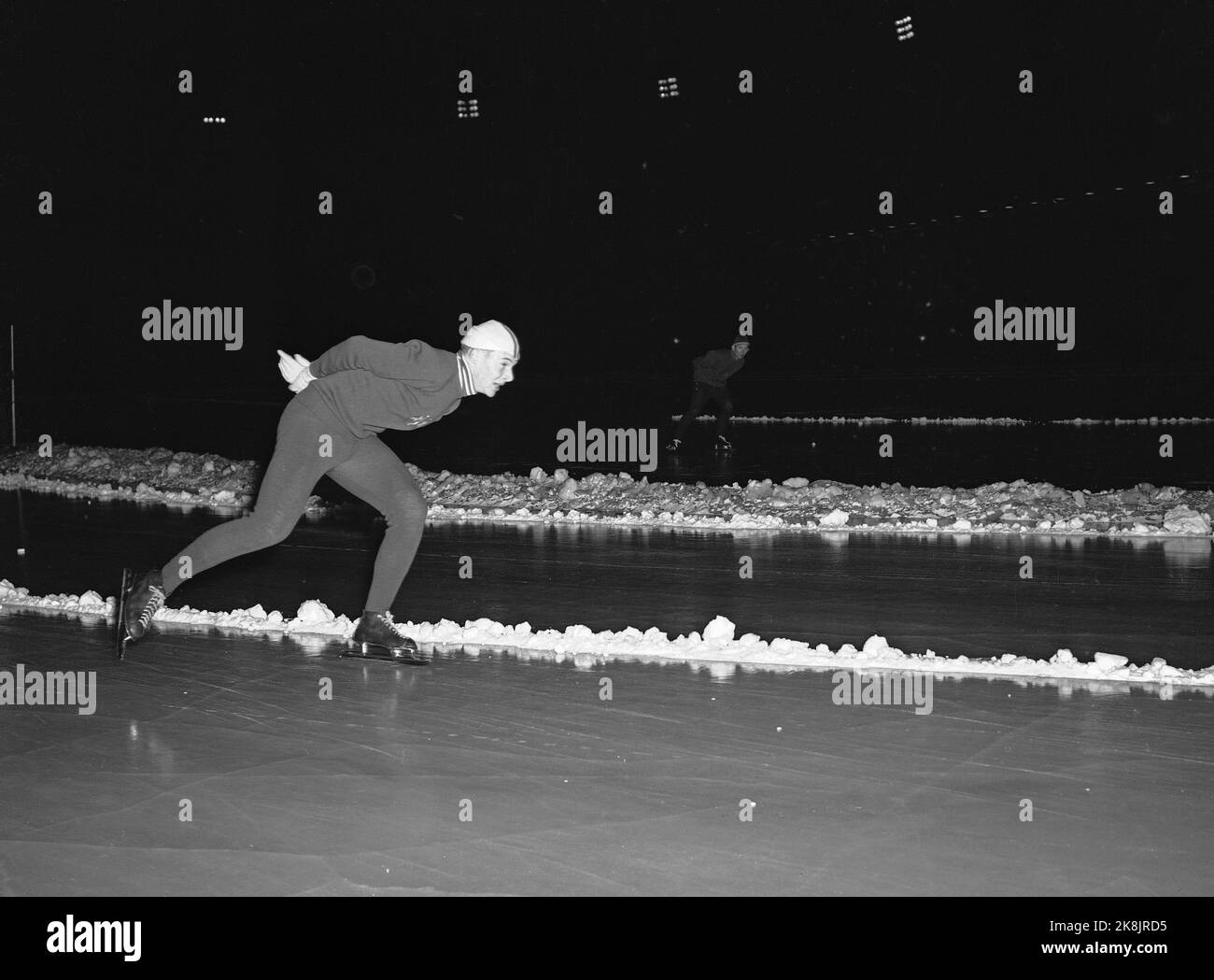 19540109 hi-res stock photography and images - Alamy