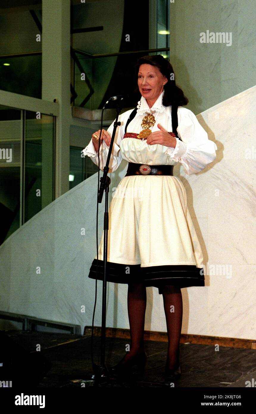 Minister of culture ase kleveland photo hi-res stock photography and ...