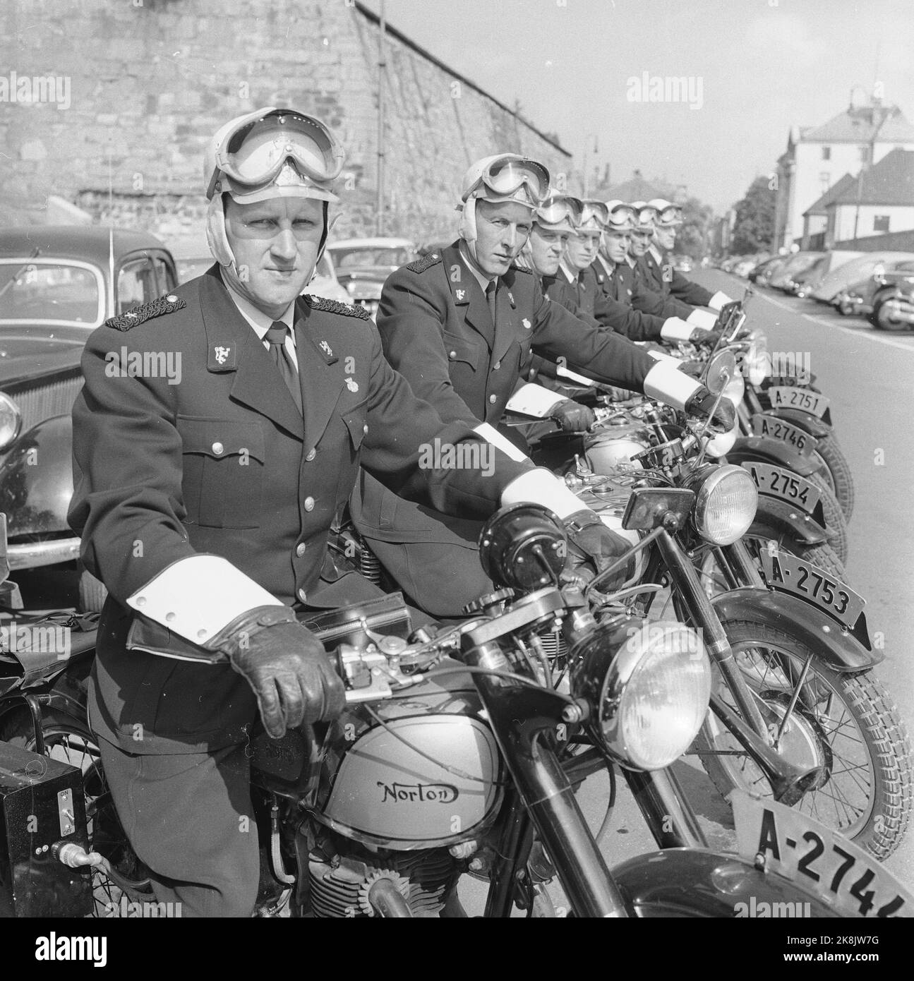 Traffic police uniform control hi-res stock photography and images - Alamy
