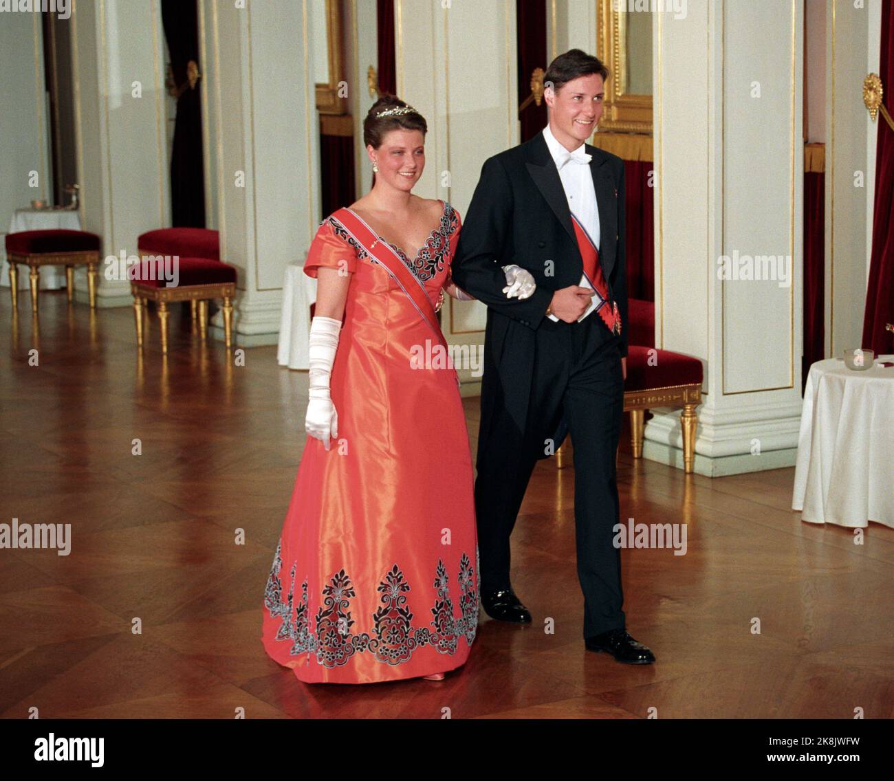 Oslo 199308: Royal silver wedding. The Norwegian royal couple, Queen ...